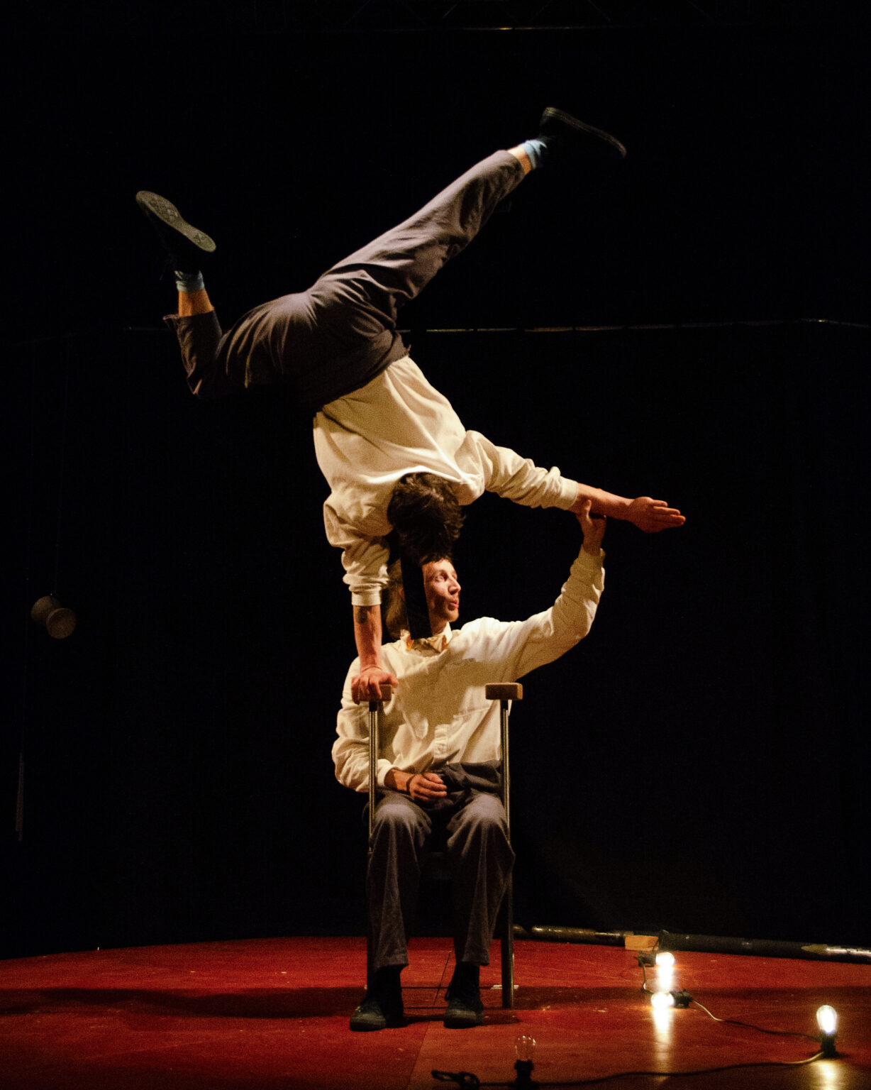 The Truth...? - Zirkusquartier